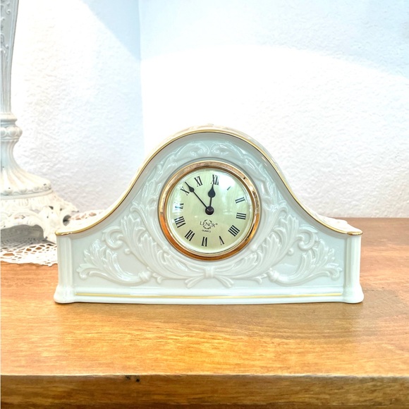 Lenox | Accents | Lenox Chippendale Gold Ivory Mantel Clock | Poshmark